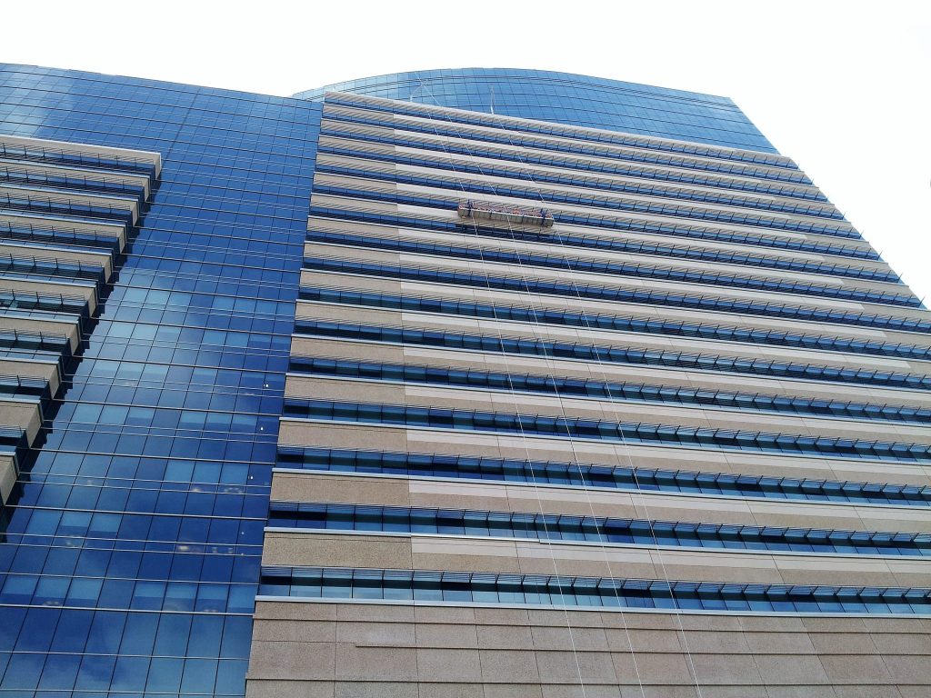 Designing Wind Resistant Complex Facades and Rooftop Equipment - Zero ...